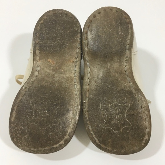 Stride Rite | Shoes | Vintage Stride Rite 7s White Leather Baby Shoes 4 ...